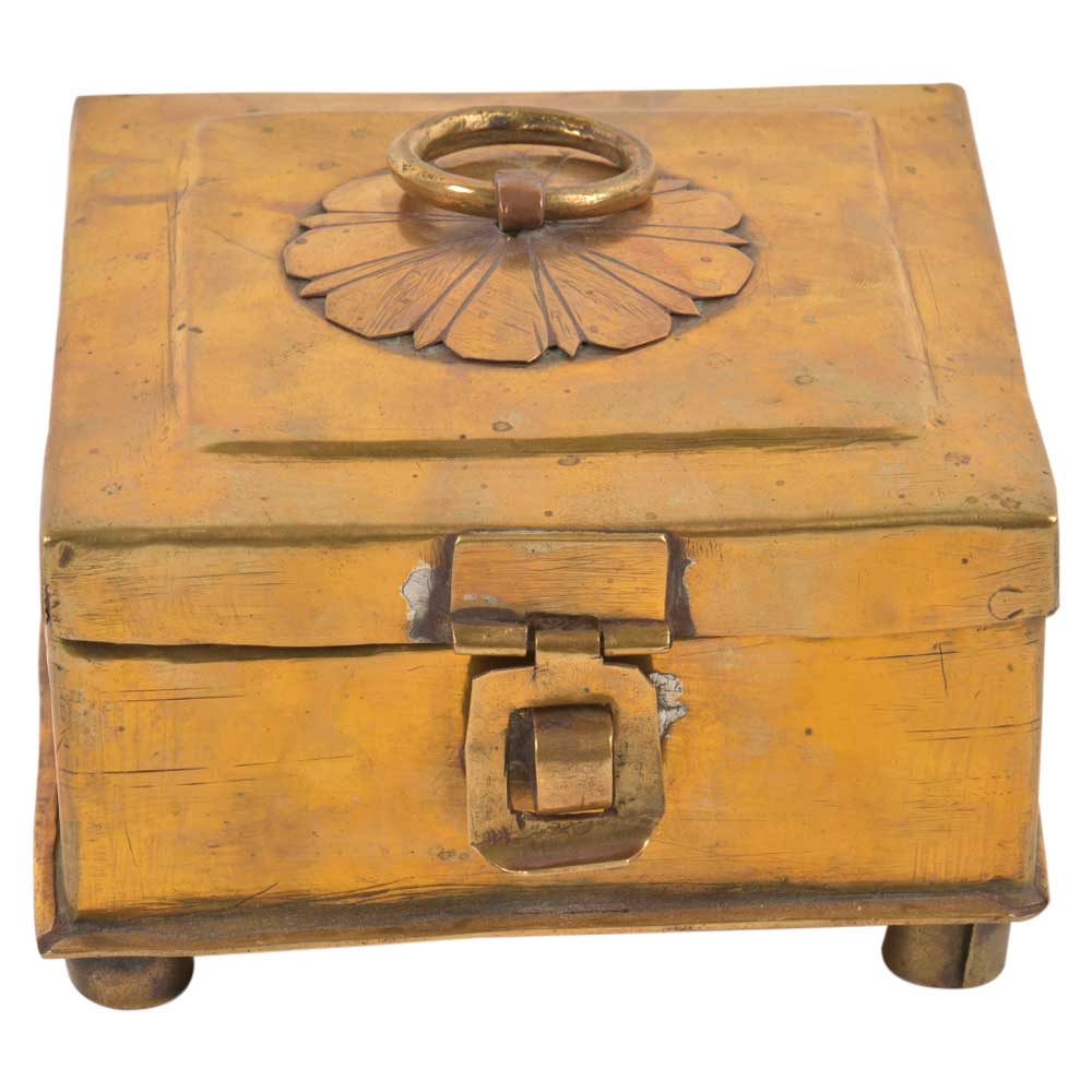 Brass Traditional Paan Daan With Four Compartments