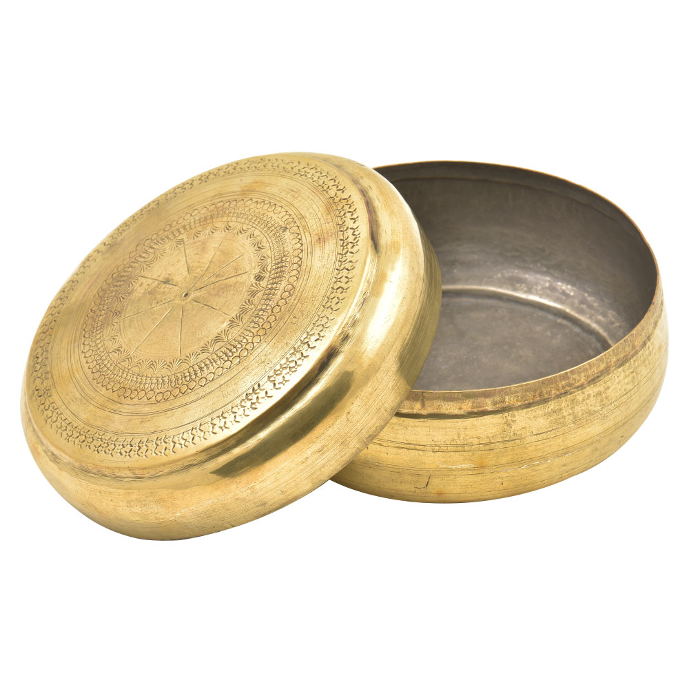 Round Brass Roti Box With Delicate Engravings In Centre And Border Of Lid