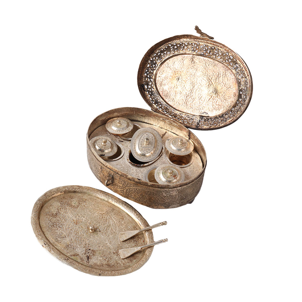 Mughlai Brass Oval Paan Daan With 5 Storage Container